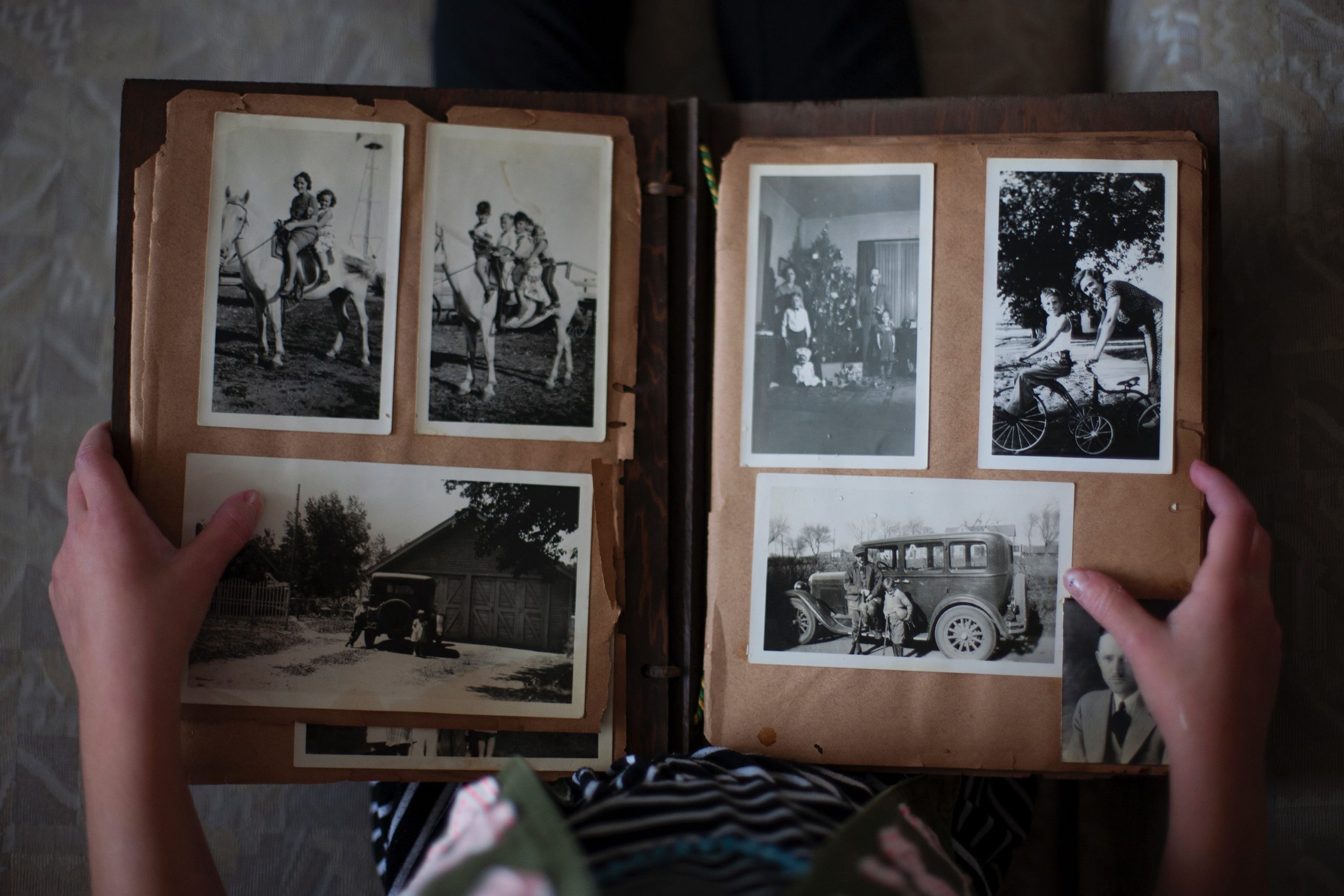 How to Restore Old Photos – A Photo Restoration Guide - Fracture | Blog