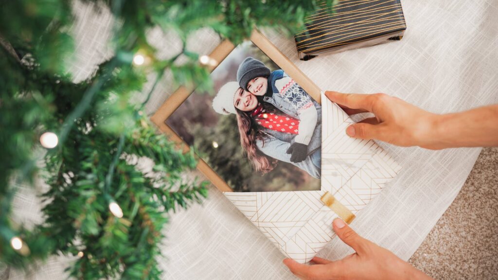 Christmas Photo Ideas to Capture Holiday Memories - Fracture | Blog